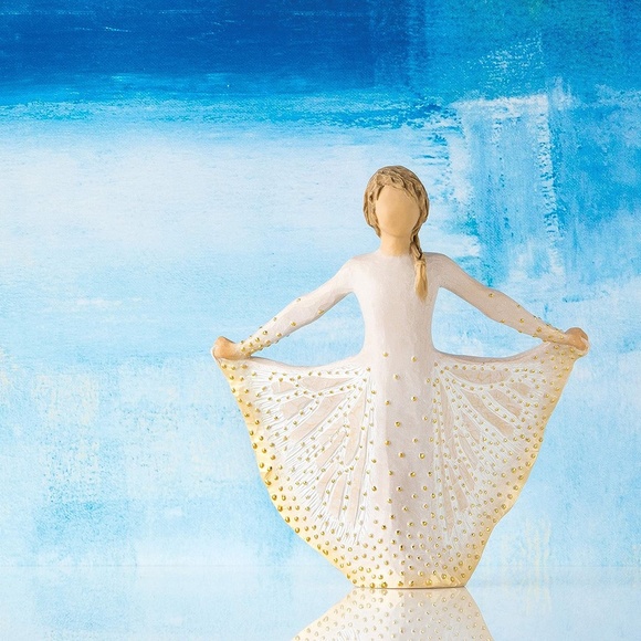 Willow Tree | Accents | Brand New Willow Tree Butterfly Girl Hand ...